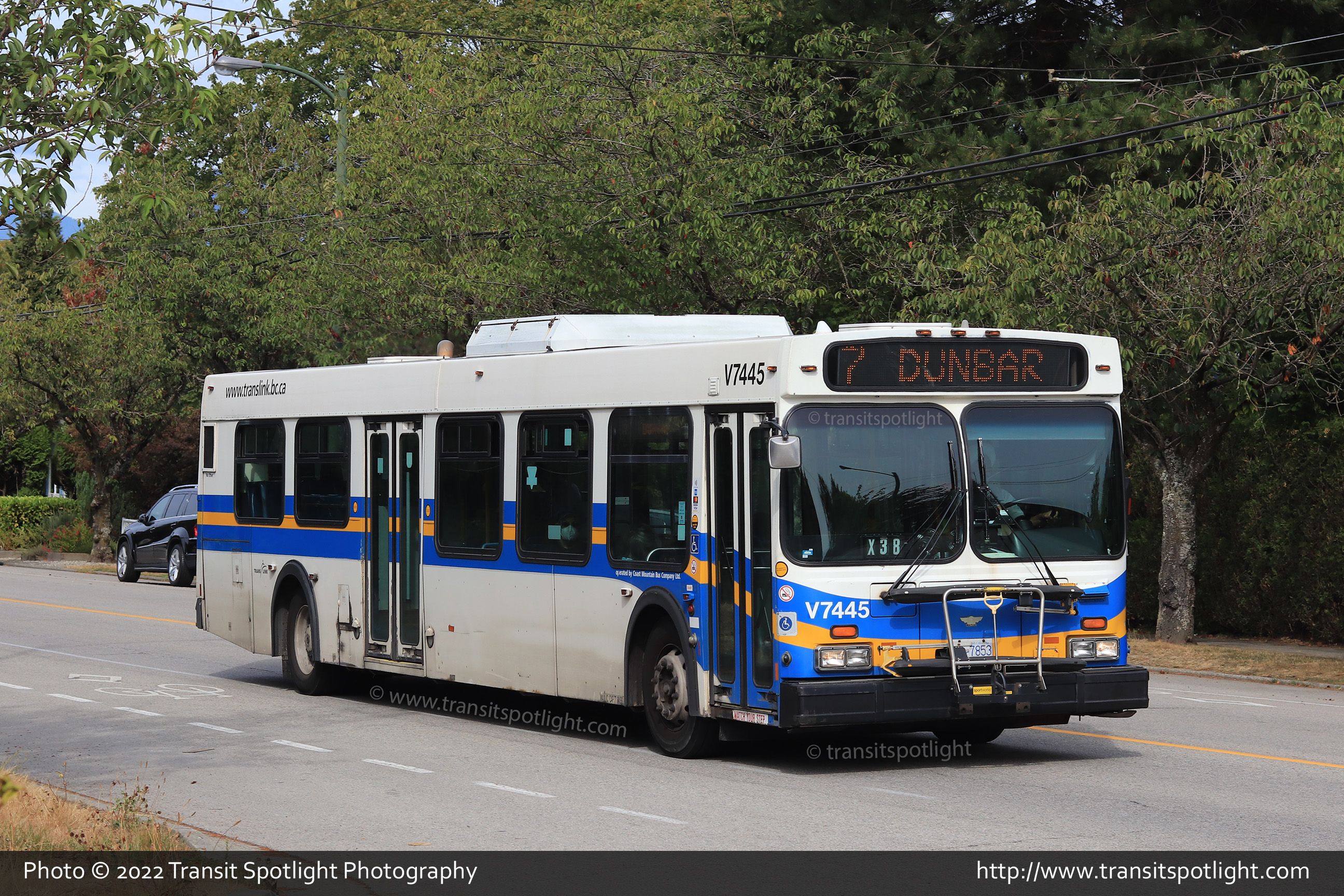 CMBC New Flyer D40LF - Transit Spotlight